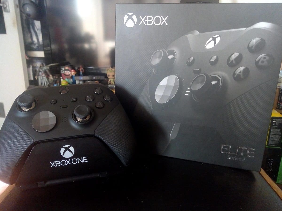 Review: Xbox Elite Series 2 Controller (Accessibility) - Movies Games ...