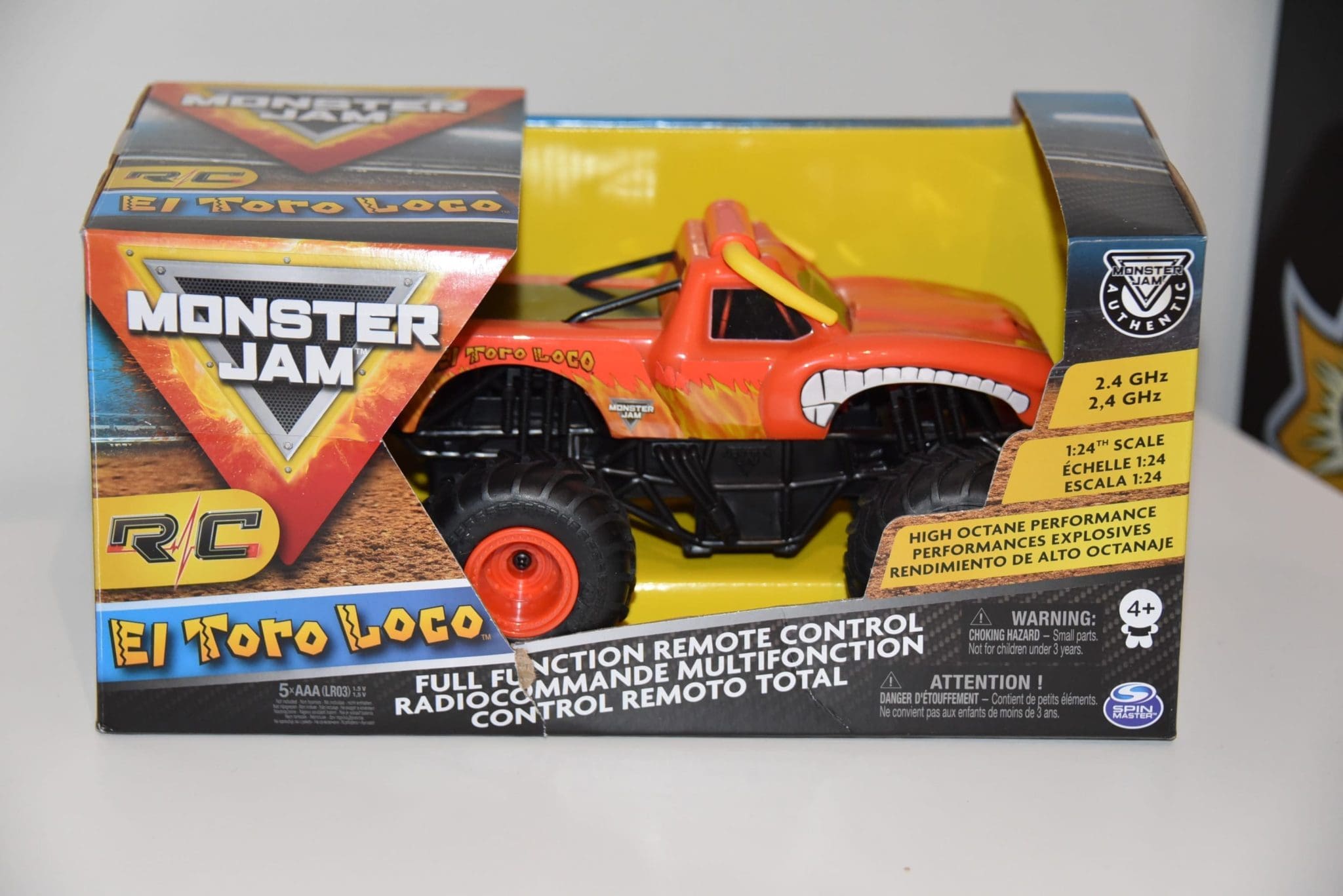 Review: Monster Jam El Toro Loco 1:24 Radio Controlled Truck - Movies ...